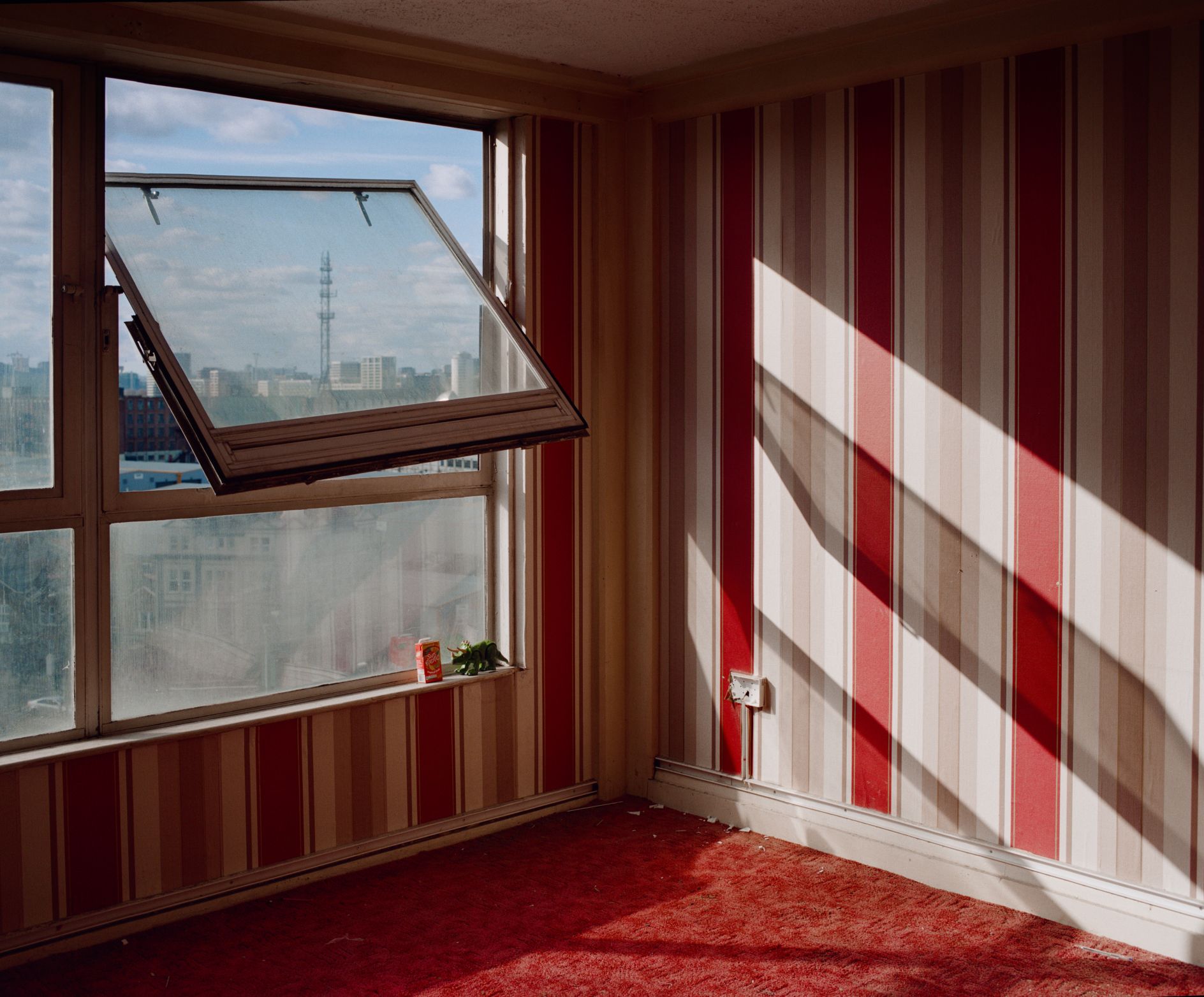 Nico Froehlich's photographs are a reminder of London's overlooked ...
