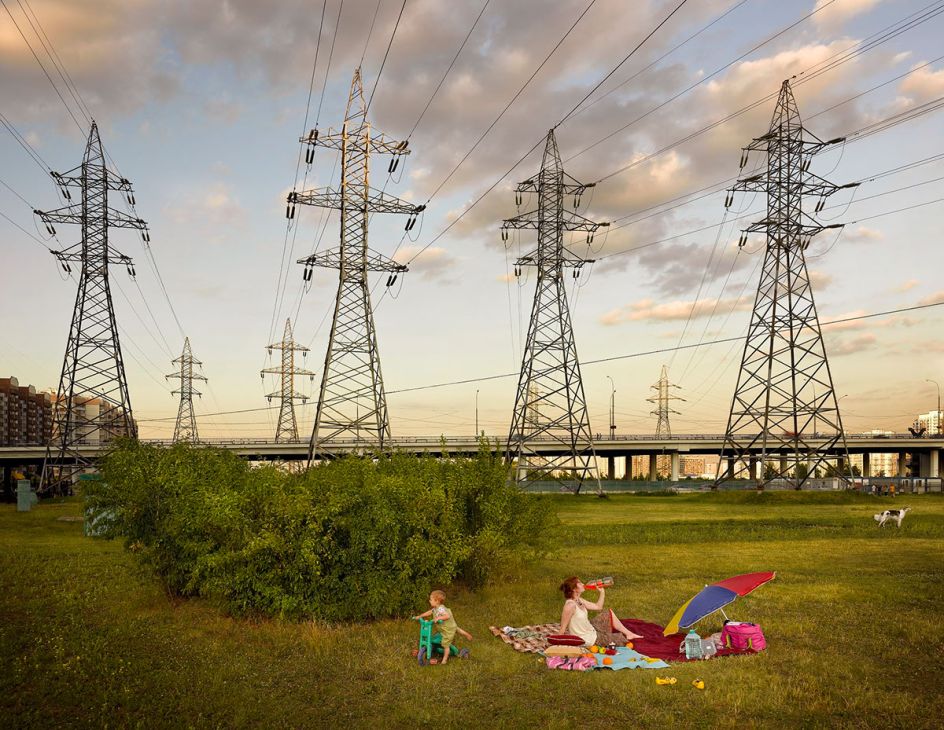 Fairy Tale Of Russia: Photographer captures absurdist view of Moscow ...