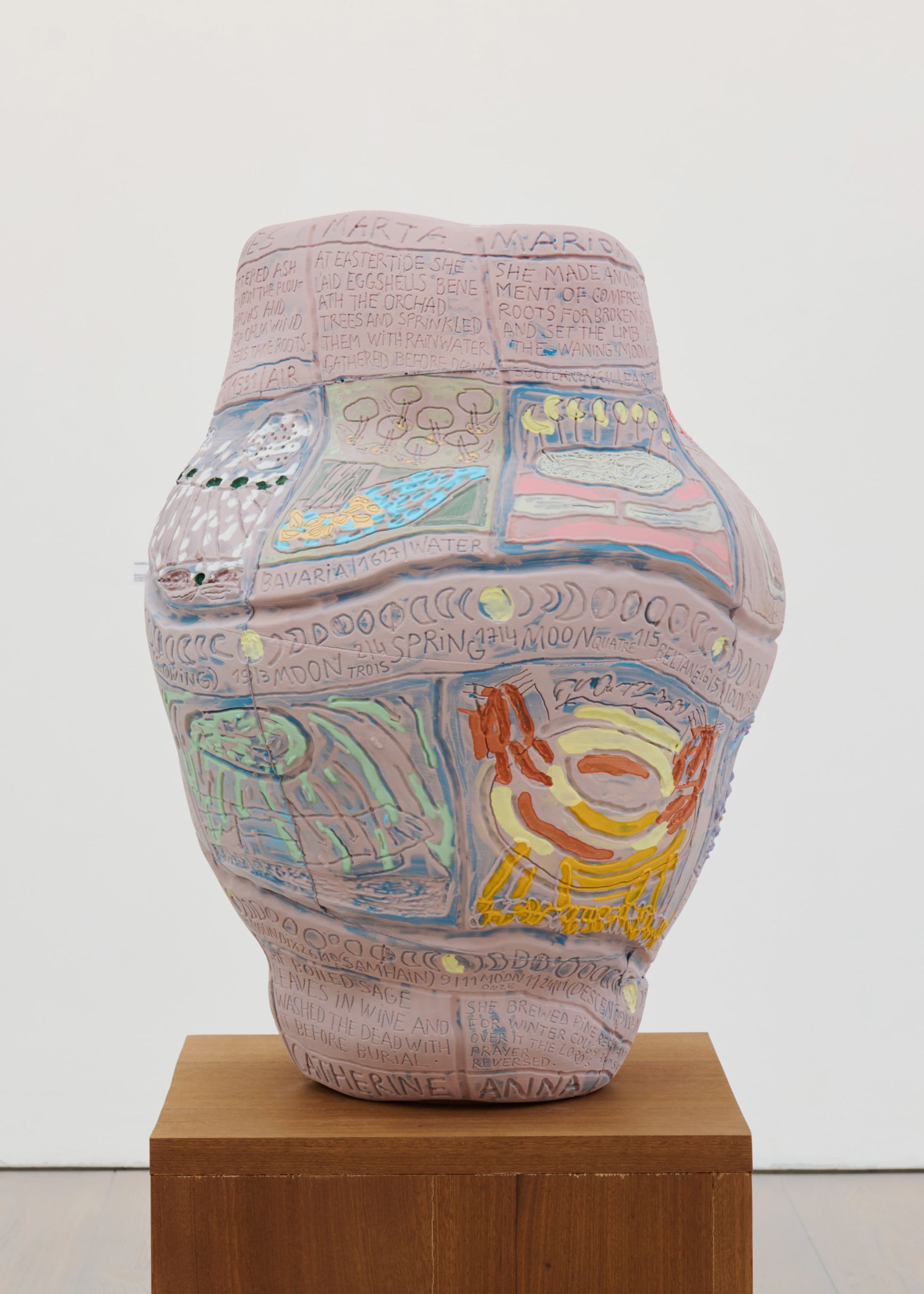 Audrey Large sculpts ordinary materials into extraordinary forms ...