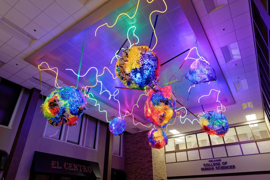 Bright and chaotic light sculptures and art installations by Adela ...