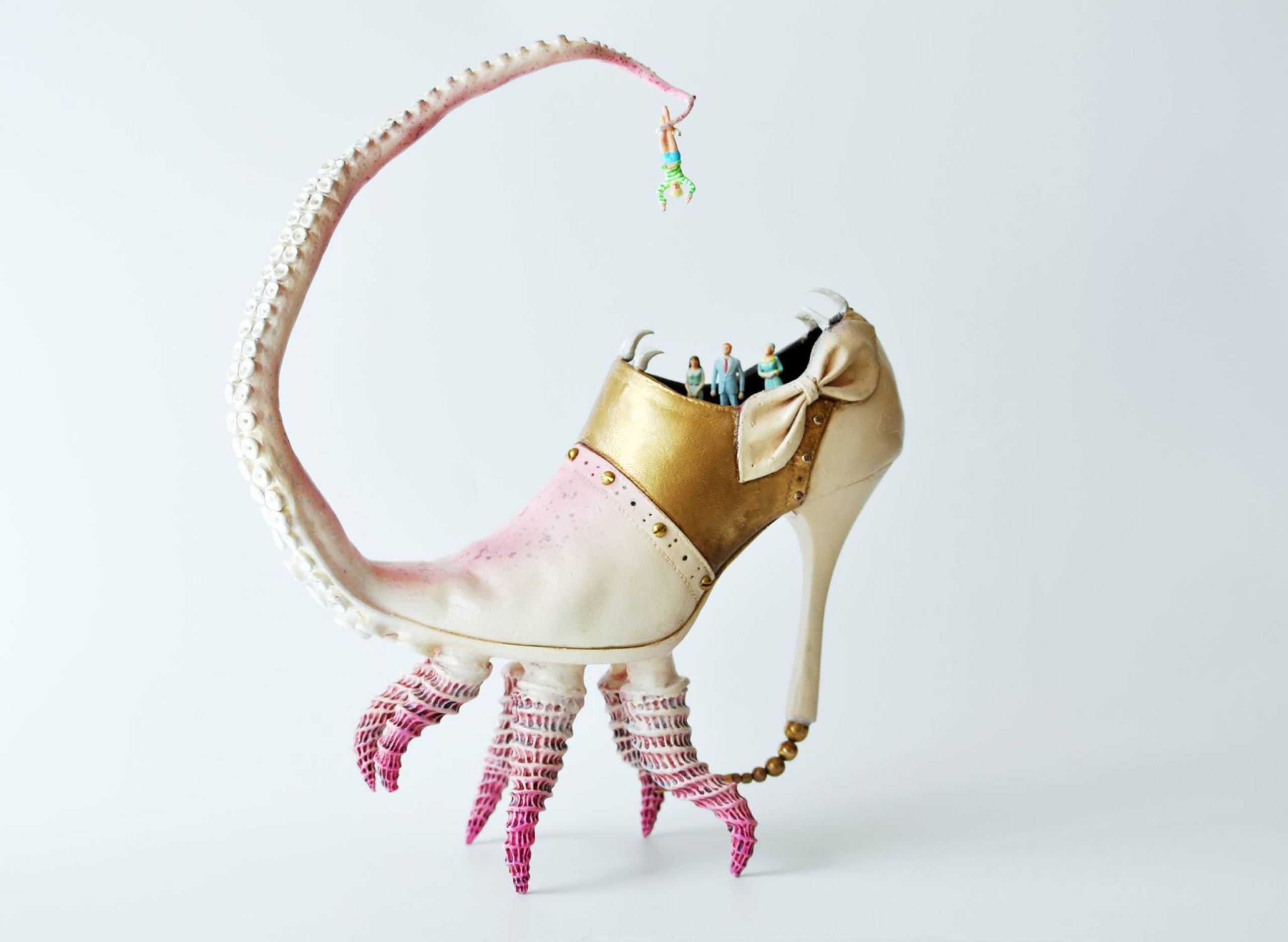 Storytelling Shoes: Artist transforms shoes into sculptures that tell a ...