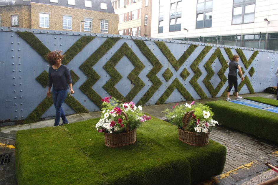 Street artists unleash the green with Moss Graffiti | Creative Boom