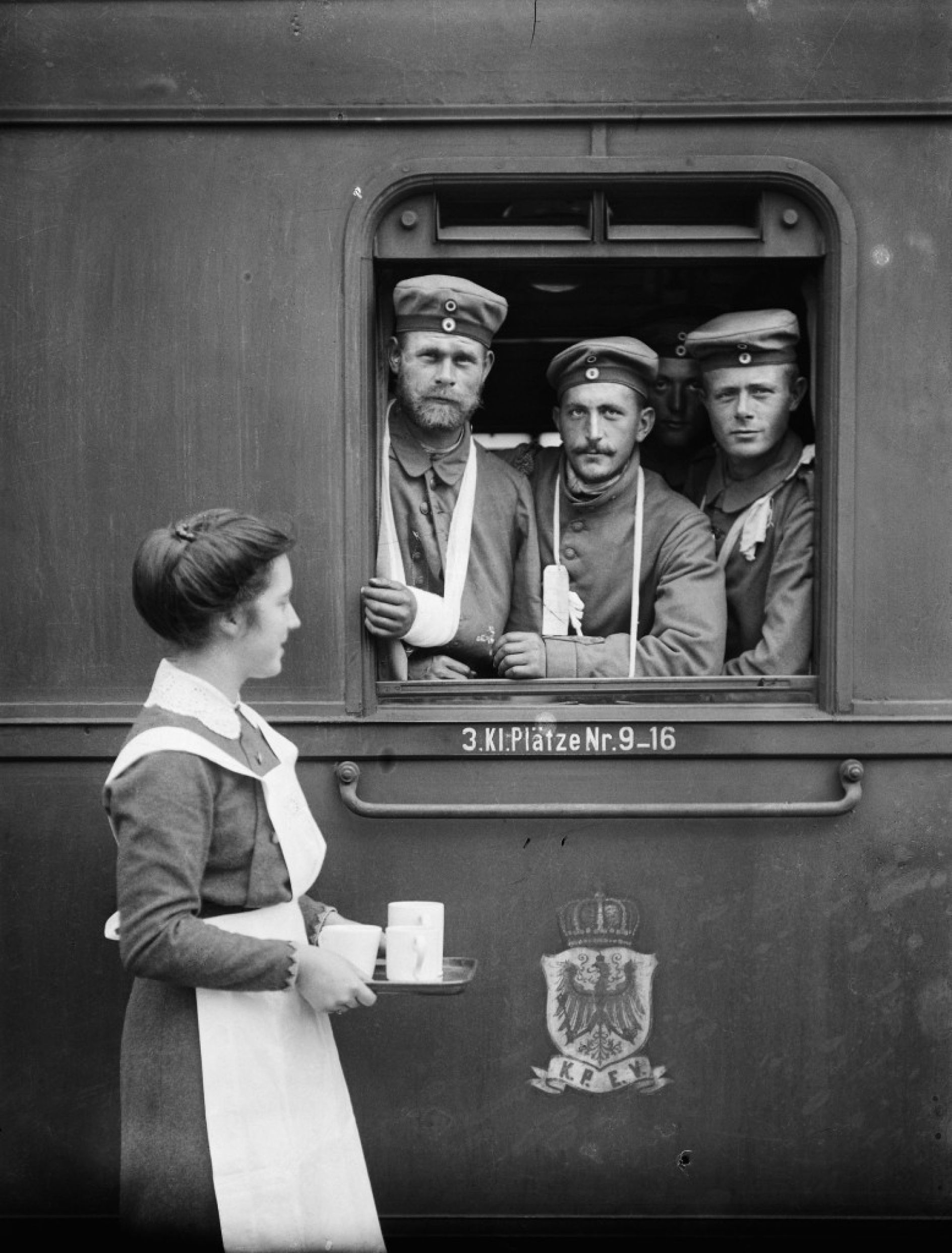 Beyond the Battlefields reveals life on the German home front during ...
