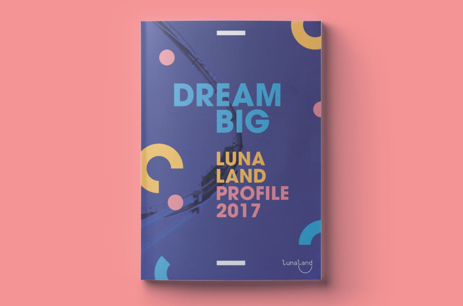 18 'non-boring' corporate reports designed by graphic design students ...