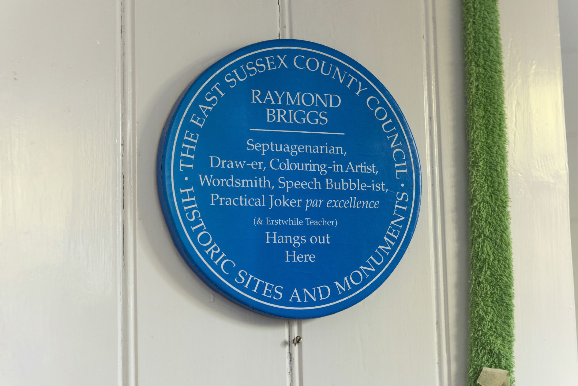 Explore the life and works of Raymond Briggs in the late author ...