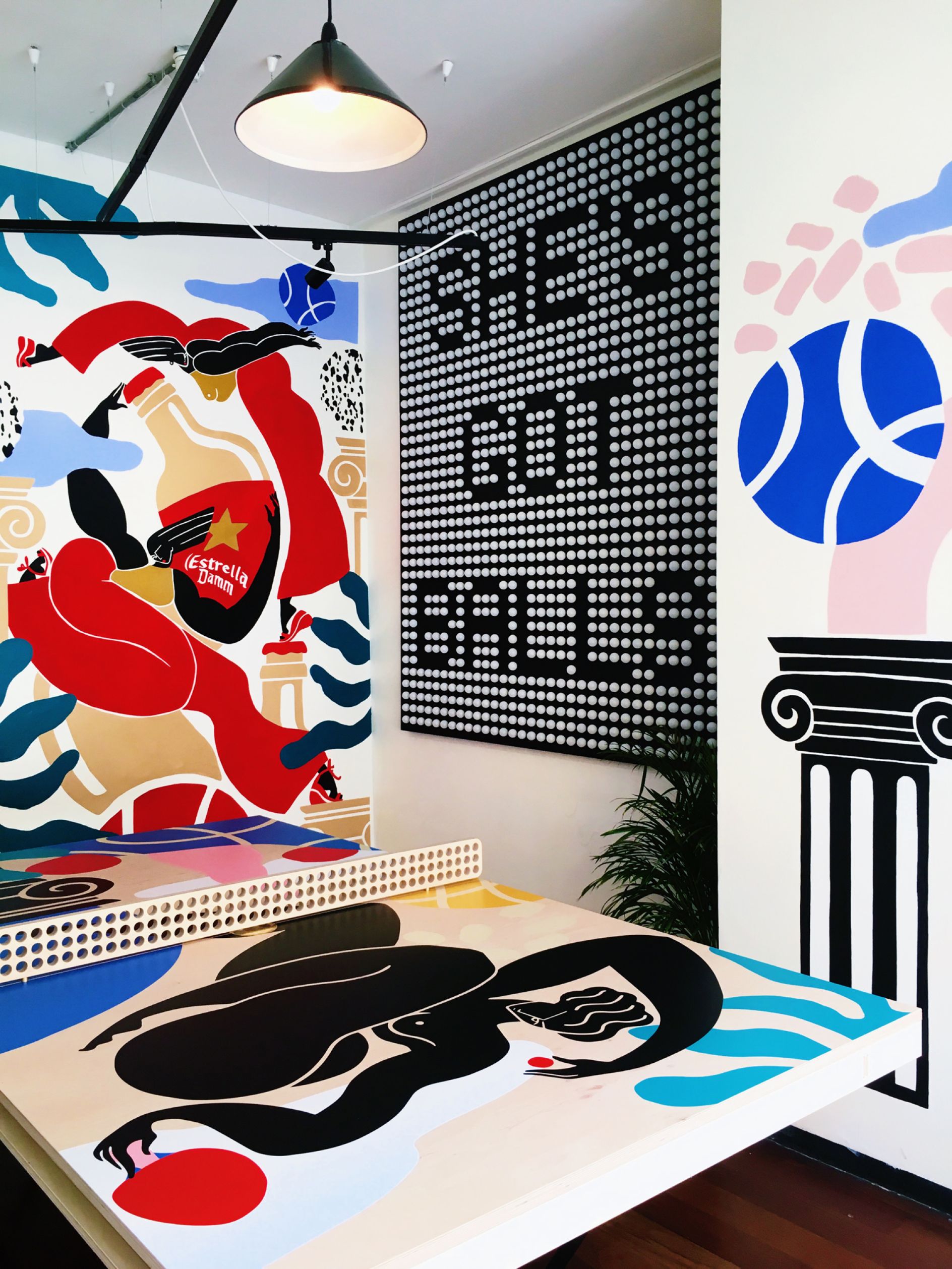 Designer Kelly Anna's bold and confident figurative works with ...