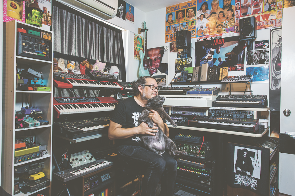 Daniel Topete's shots of self-recording artists show how creativity ...