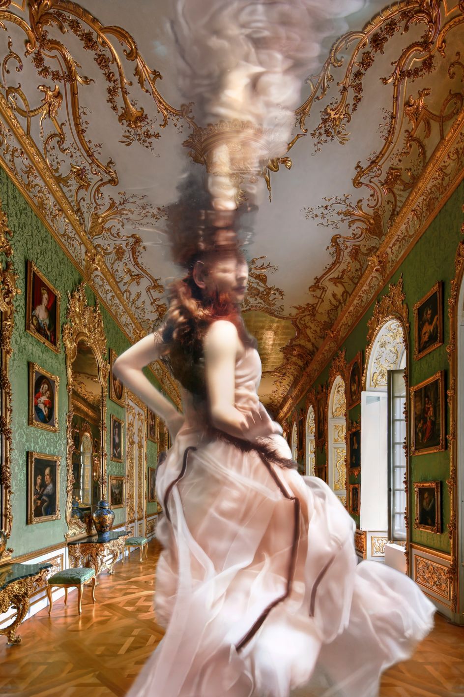 Barbara Cole's underwater photos are ethereal, timeless and utterly ...