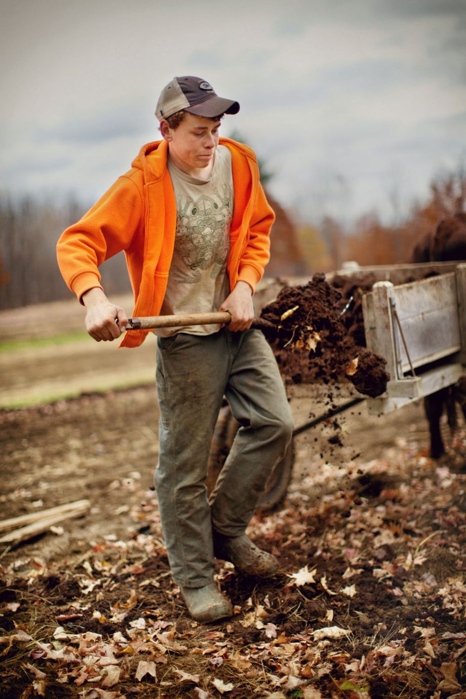 The American Worker: The world's most extreme jobs caught on camera ...