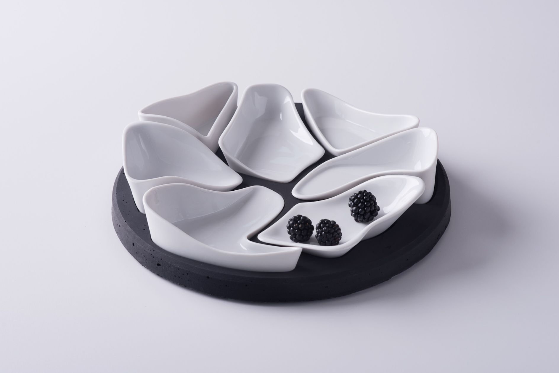 Art Food: A retrospective of ceramic design that enlivens the ...