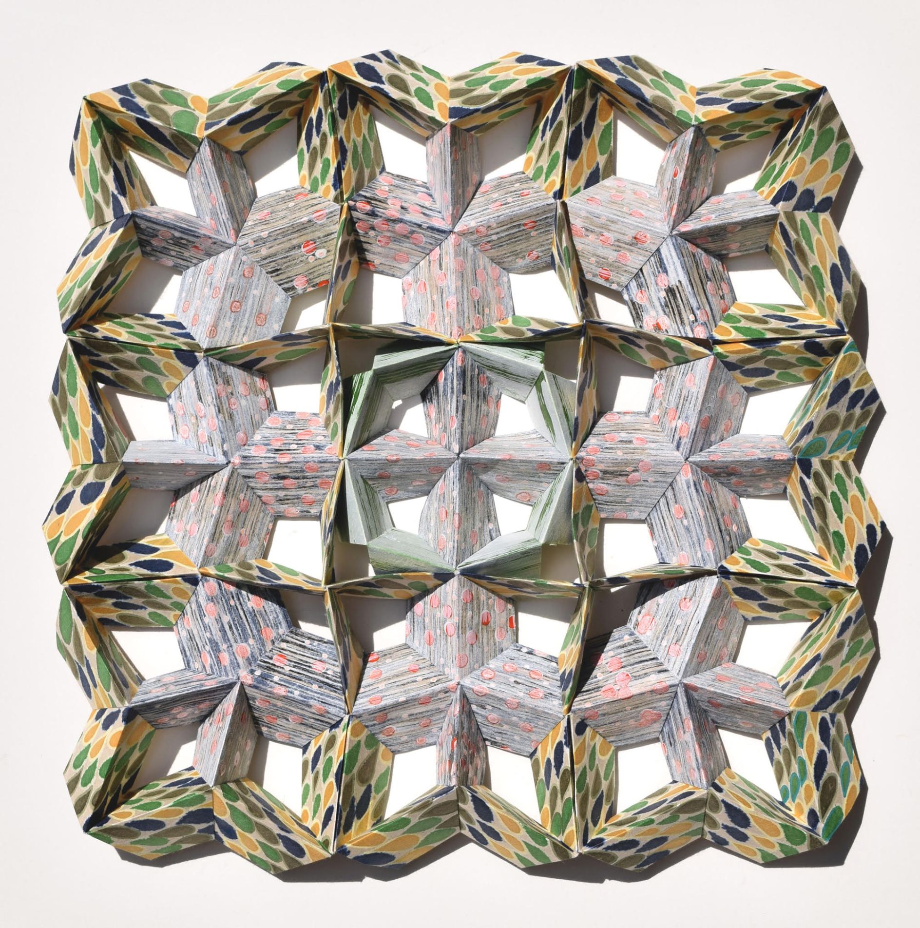 Andrew Ooi's intricate 3D artworks crafted by hand out of thousands of ...