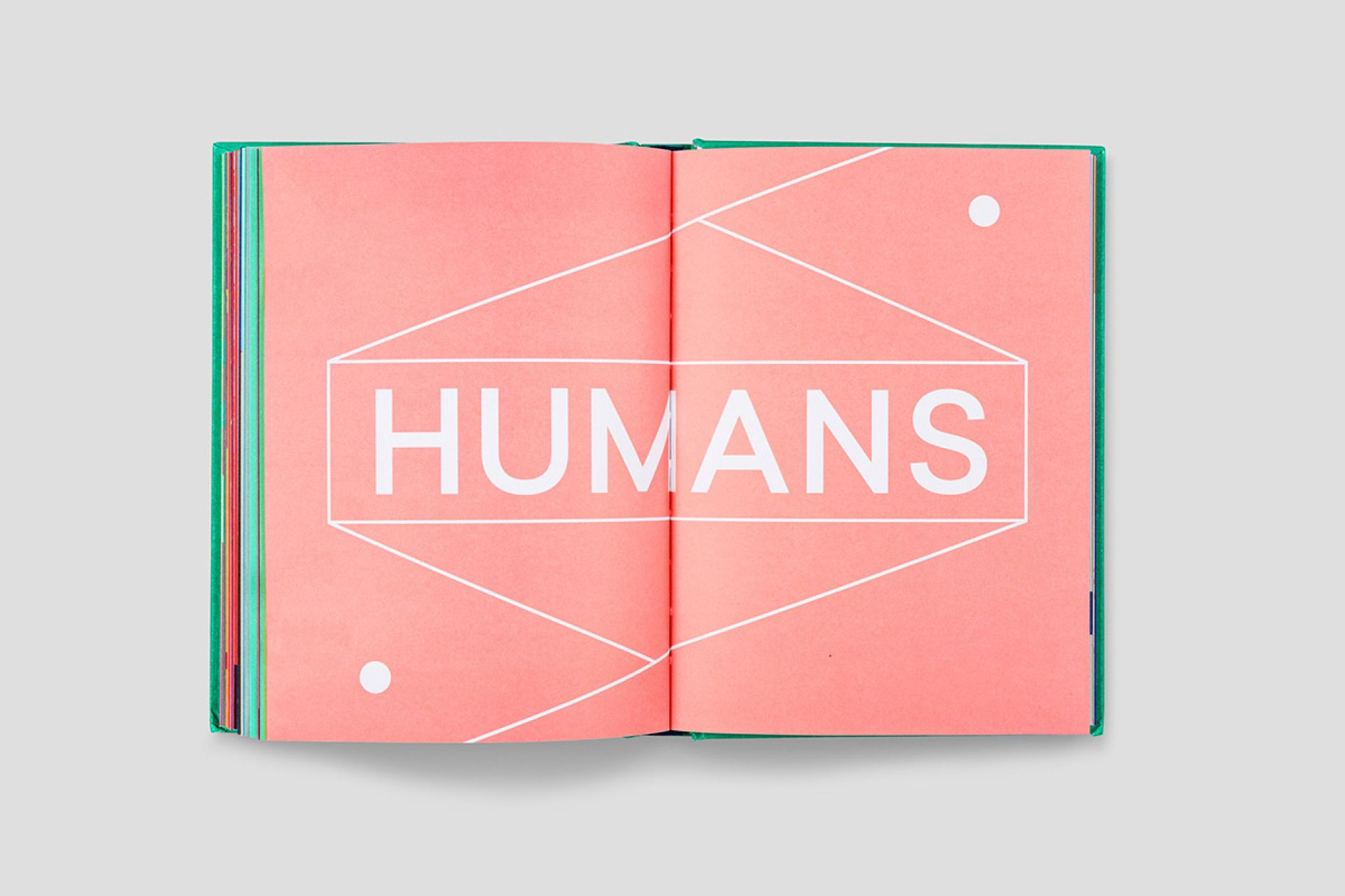 Praline's gorgeous graphic design explores tricky concepts of scale ...