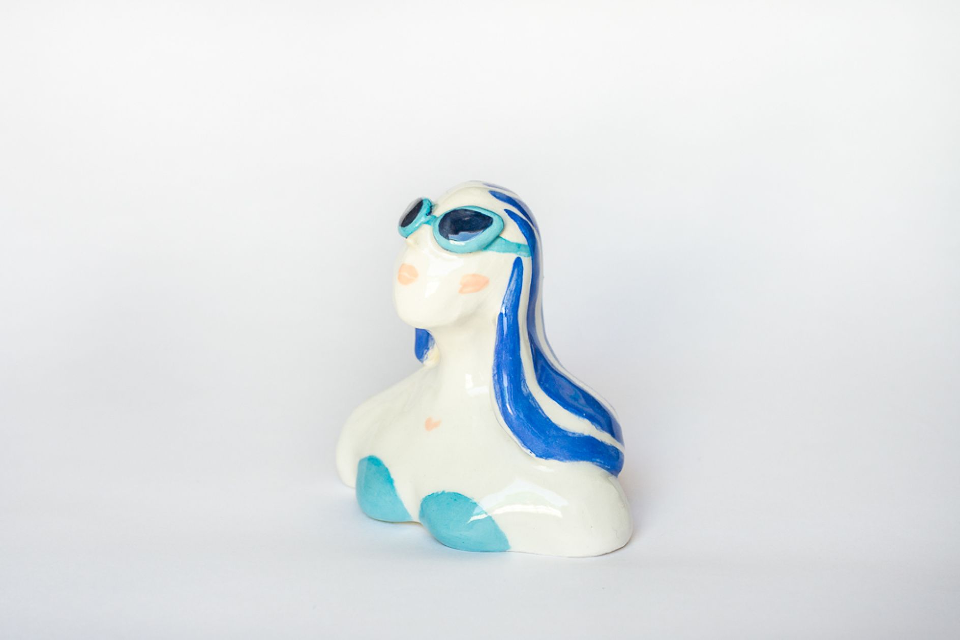 Illustrator Alice Des makes a splash with her wonderful ceramic bathing ...