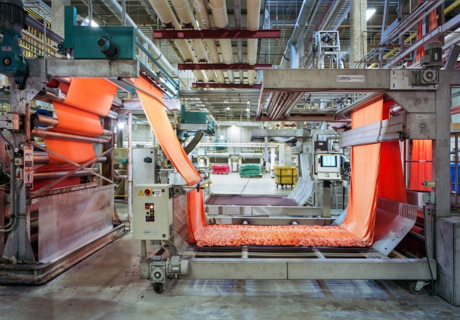 A fascinating peek inside America's colourful textile mills and ...