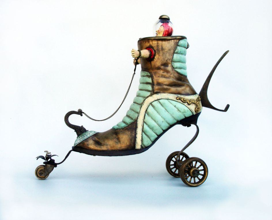 Storytelling Shoes: Artist transforms shoes into sculptures that tell a ...