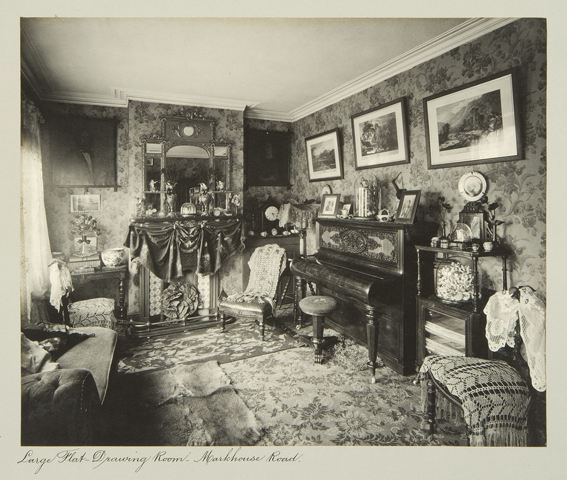 Newly uncovered photographs show London's disappearing working class ...