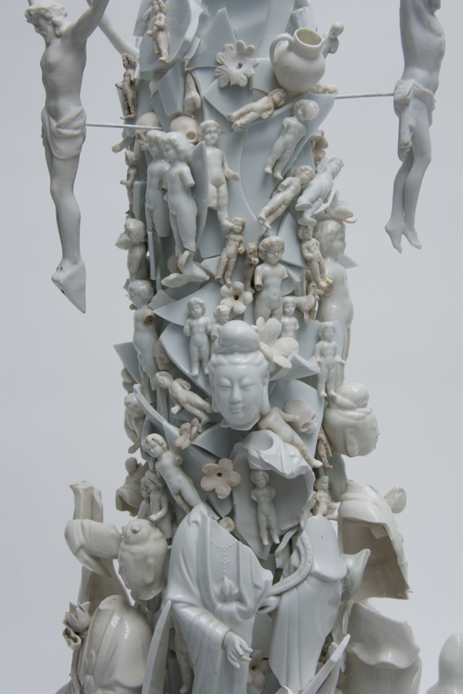 War & Pieces: Sculpture of thousands of fragments of porcelain depict a ...