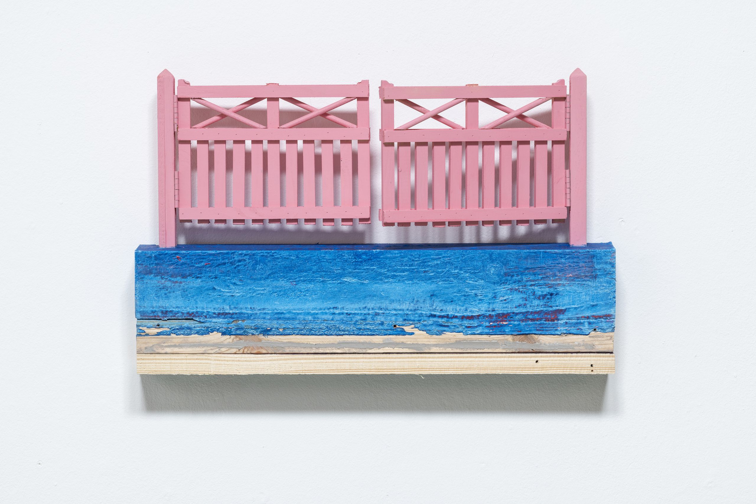 Island: Alice Wilson's timber sculptures consider the barriers we build ...