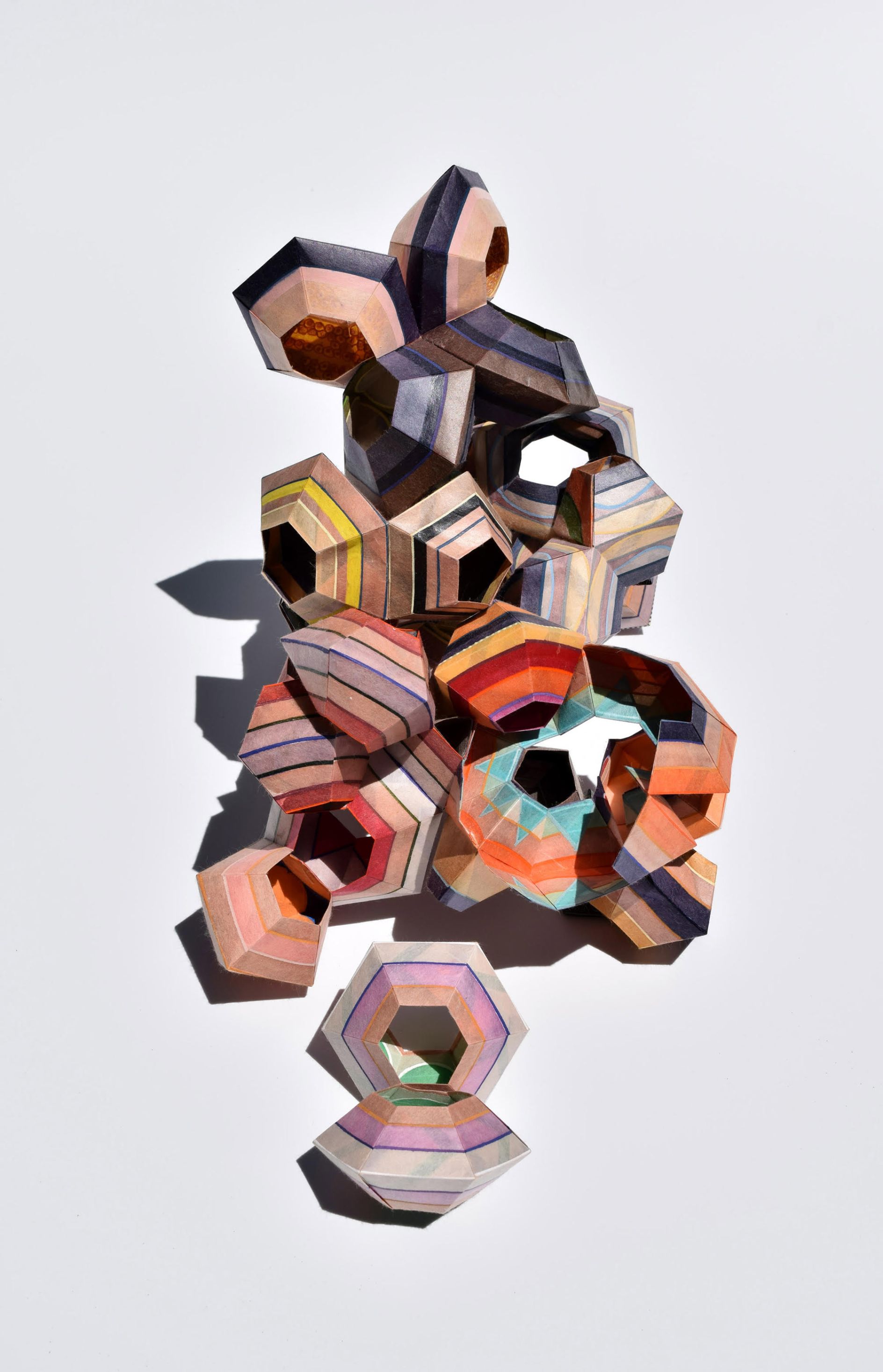 Andrew Ooi's intricate 3D artworks crafted by hand out of thousands of ...