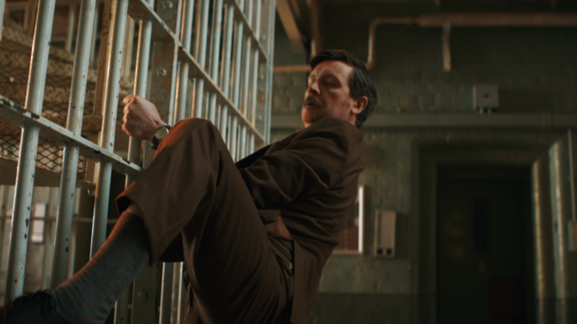 Get Tango'd!: The orange drink returns yet again with another typically ...