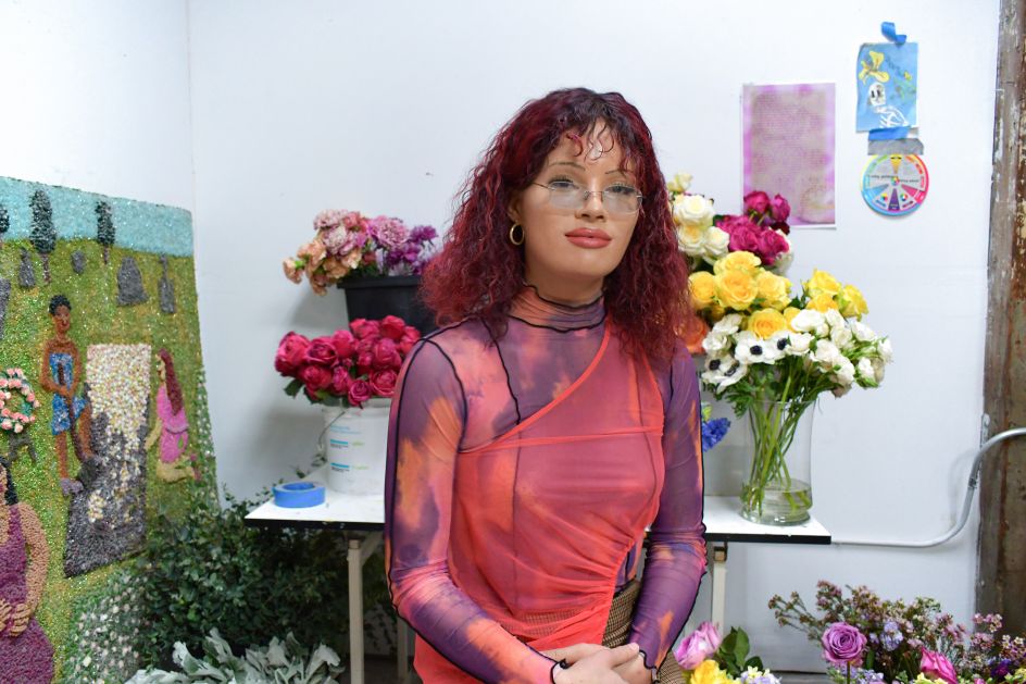 A thousand beads create a picture: Introducing textile artist Nereida ...
