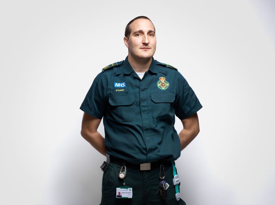 Rankin unveils powerful portrait series of frontline staff to mark NHS ...