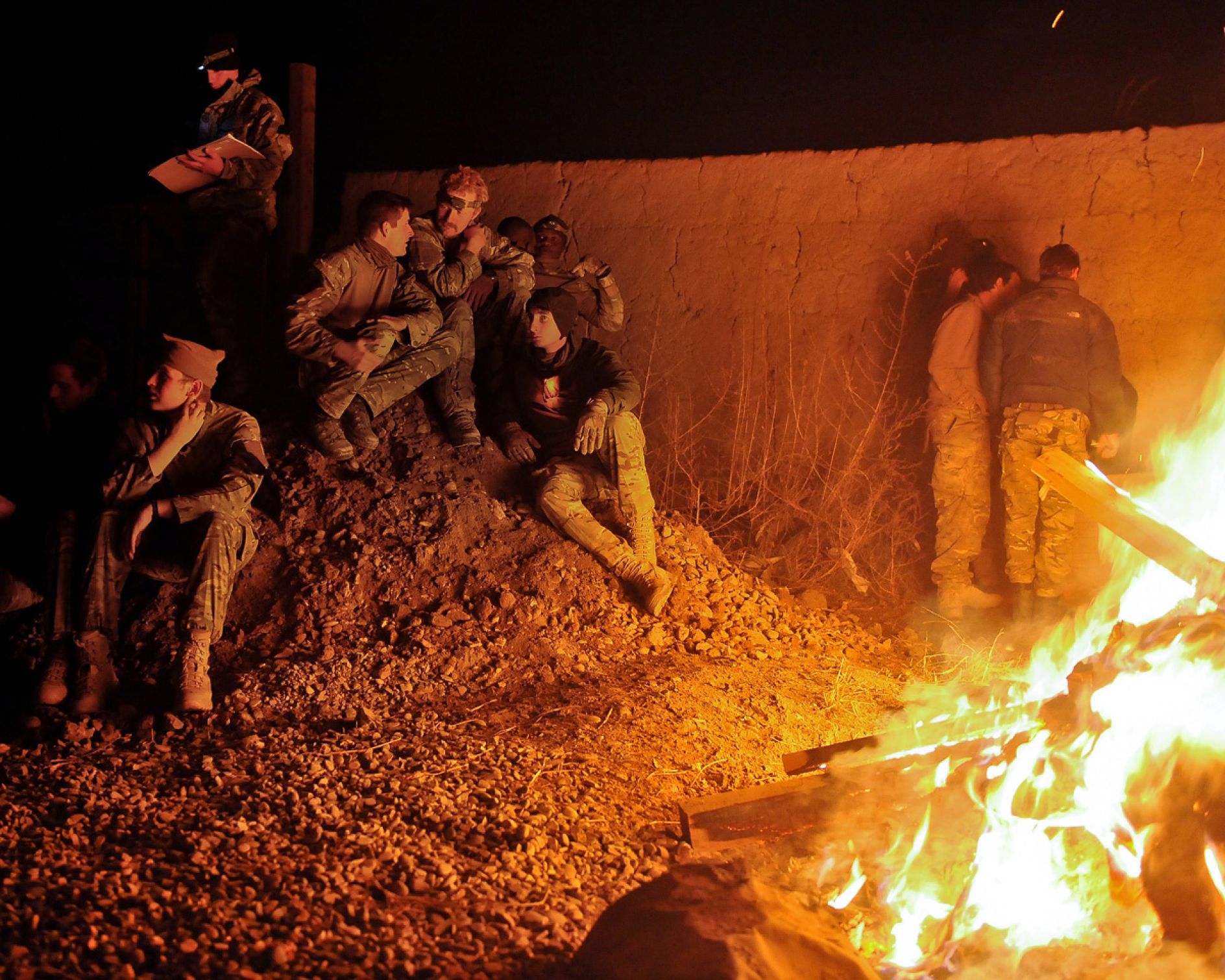 Combat Art: Reflections from Afghanistan by 40 Royal Marines who served ...