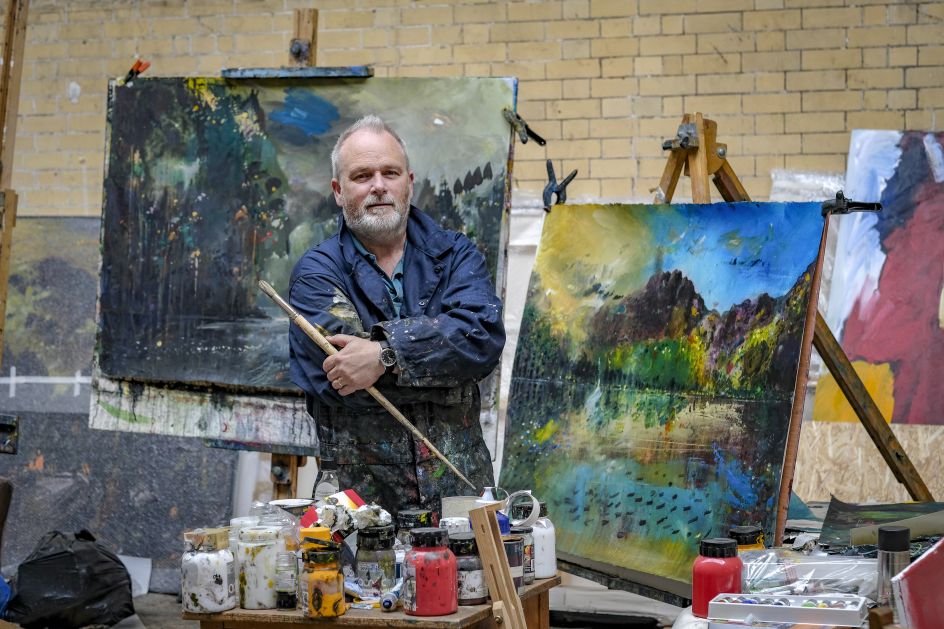 Kane Cunningham's contemporary landscape paintings of the beautiful ...