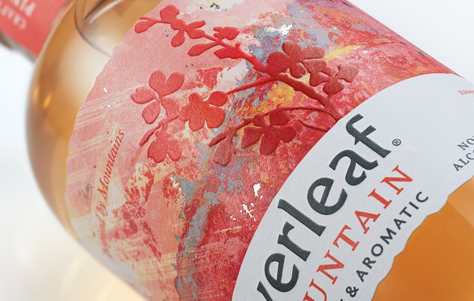 B&B studio's refreshing new identity for non-alcoholic aperitif ...