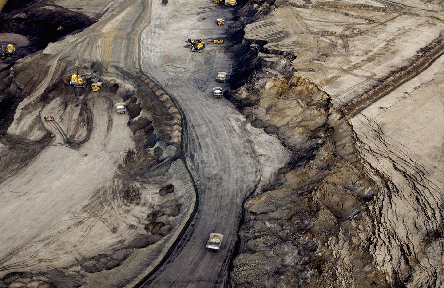 Giga-Project: Documenting the most destructive project on Earth ...