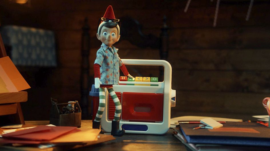 TUI's first-ever Christmas ad masterfully combines the twin forces of ...