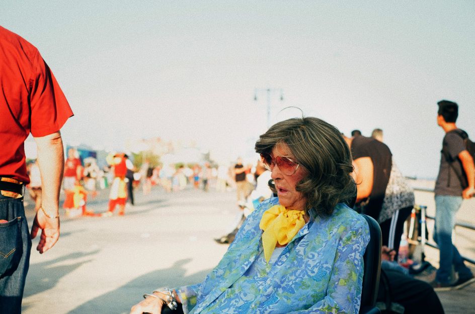 Beach Day: Daniel Soares captures Coney Island’s quirky characters ...