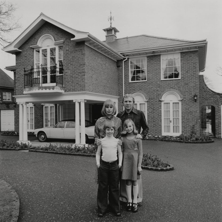 Never-before-seen family photographs of Bobby Moore go on display at ...