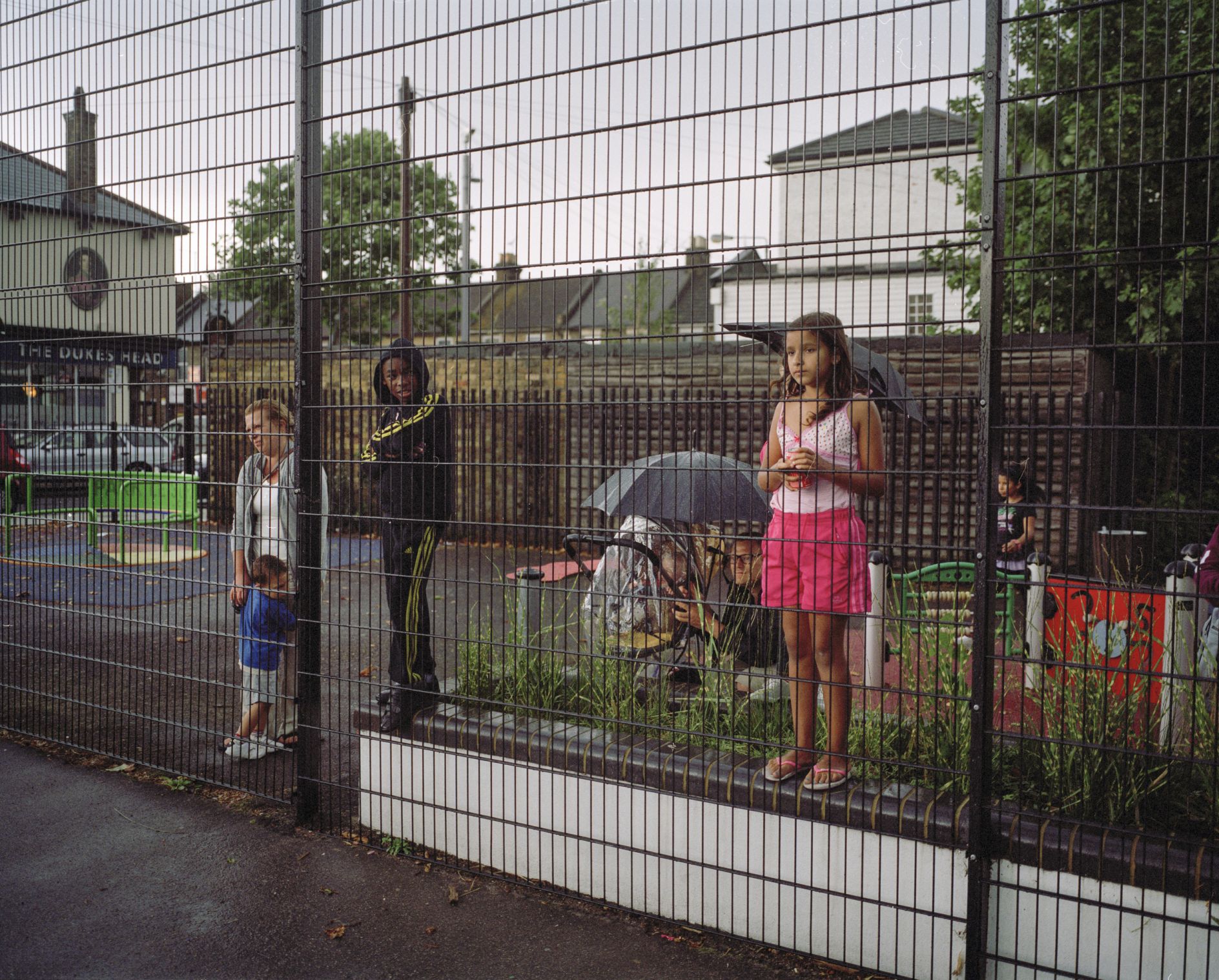 London Ends: Photographer captures the forgotten edges of London ...
