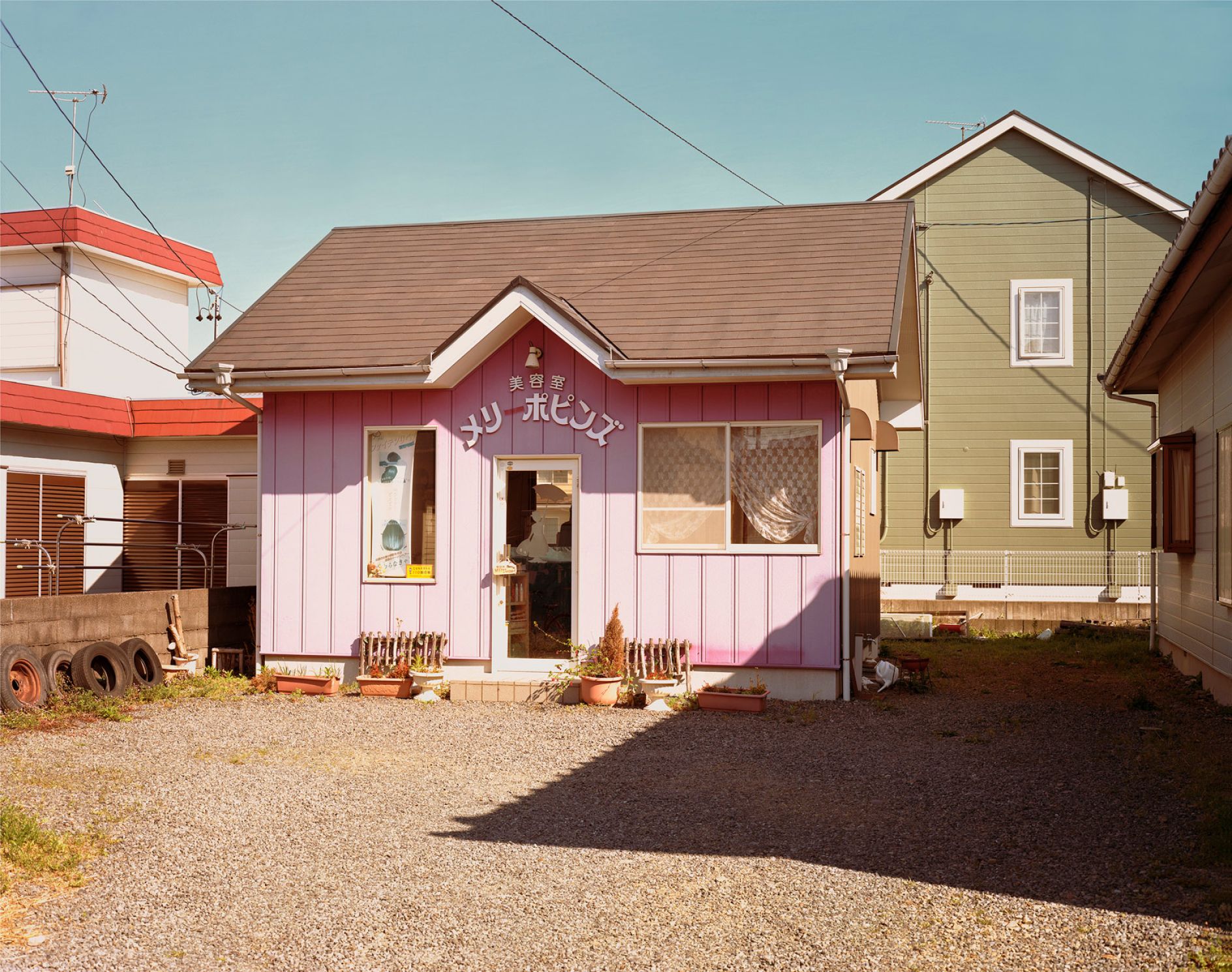Photographs of 'small town' Japan that reveal a different side to the ...