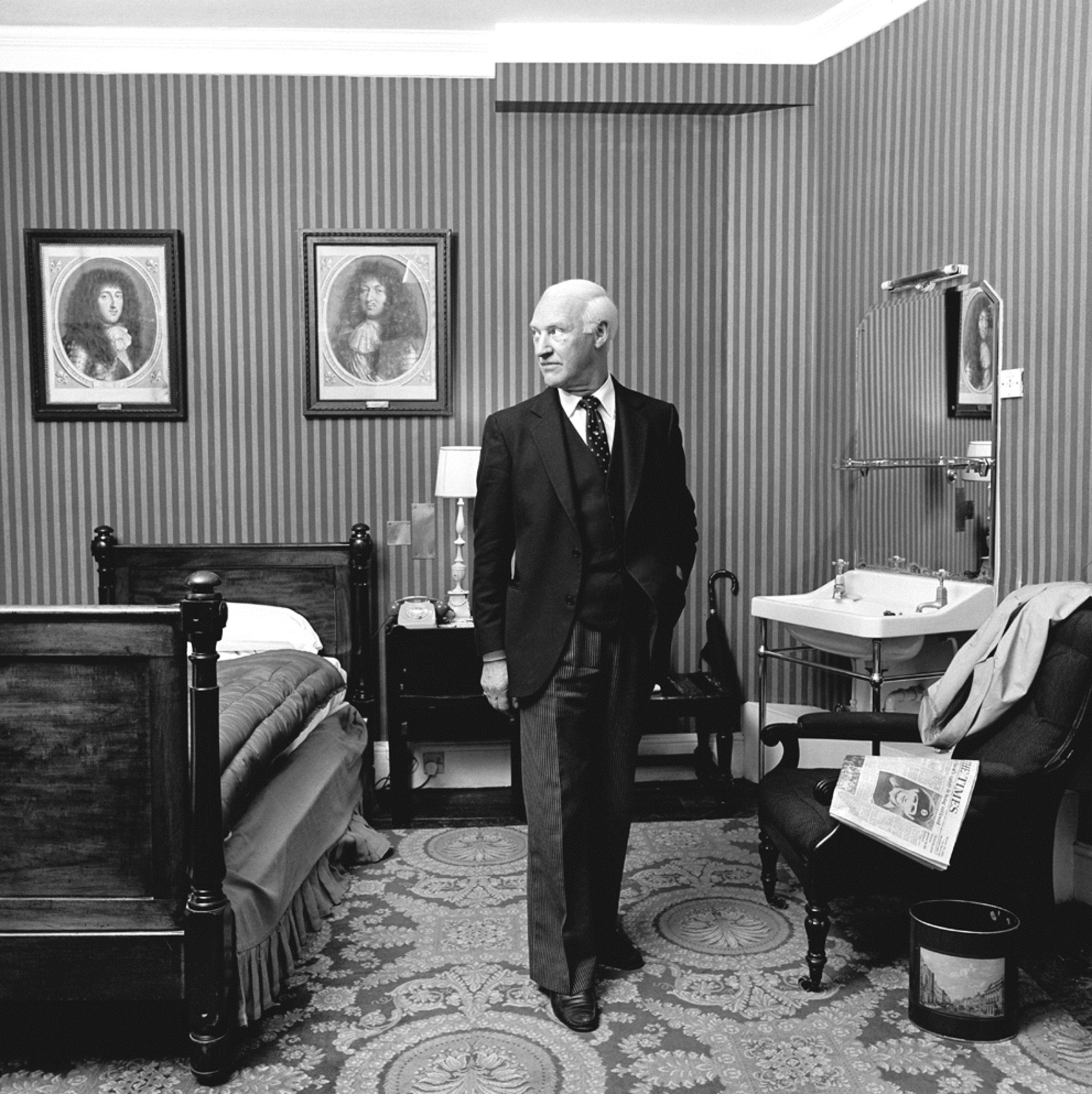 Gentleman: Photographs of the most private gentlemen's clubs of 1980s ...