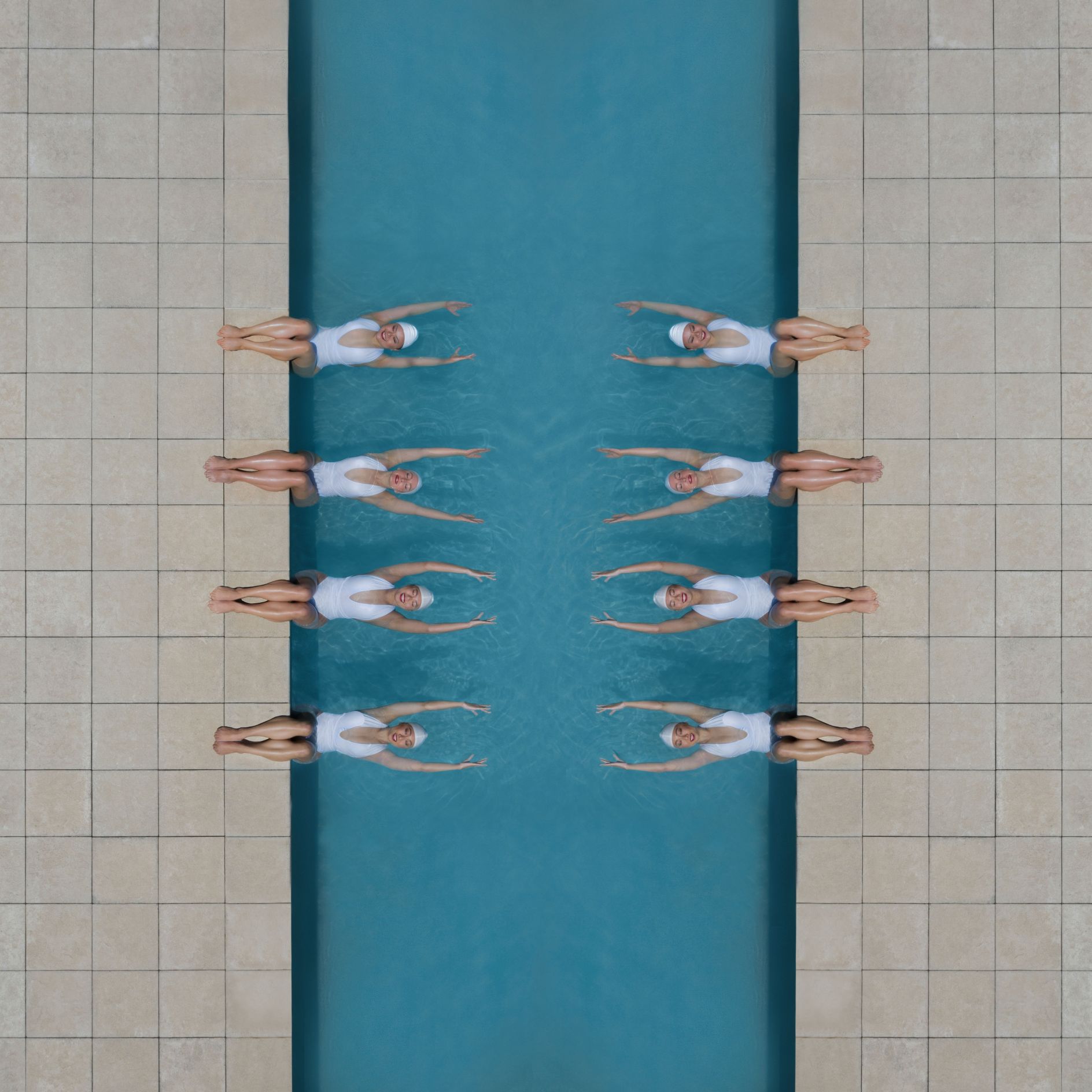 Photographs of synchronised swimmers from above show perfect poise and ...