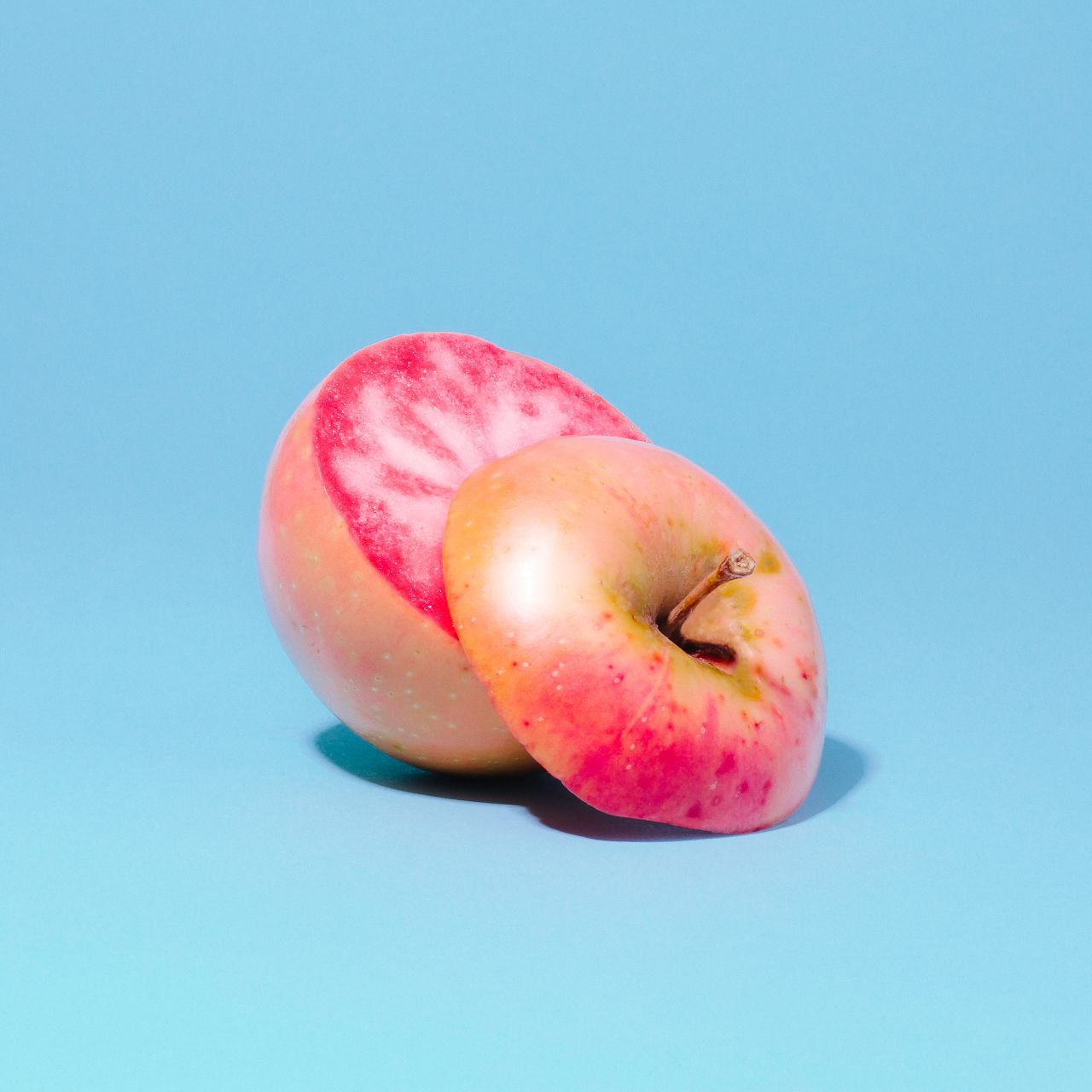 Odd Apples: Photographs by William Mullan of some of the world's ...