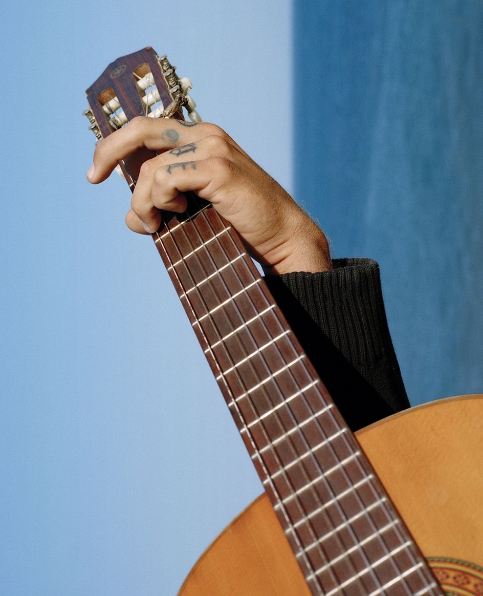 Kent Andreasen documents life through a lens, turning the ordinary into ...