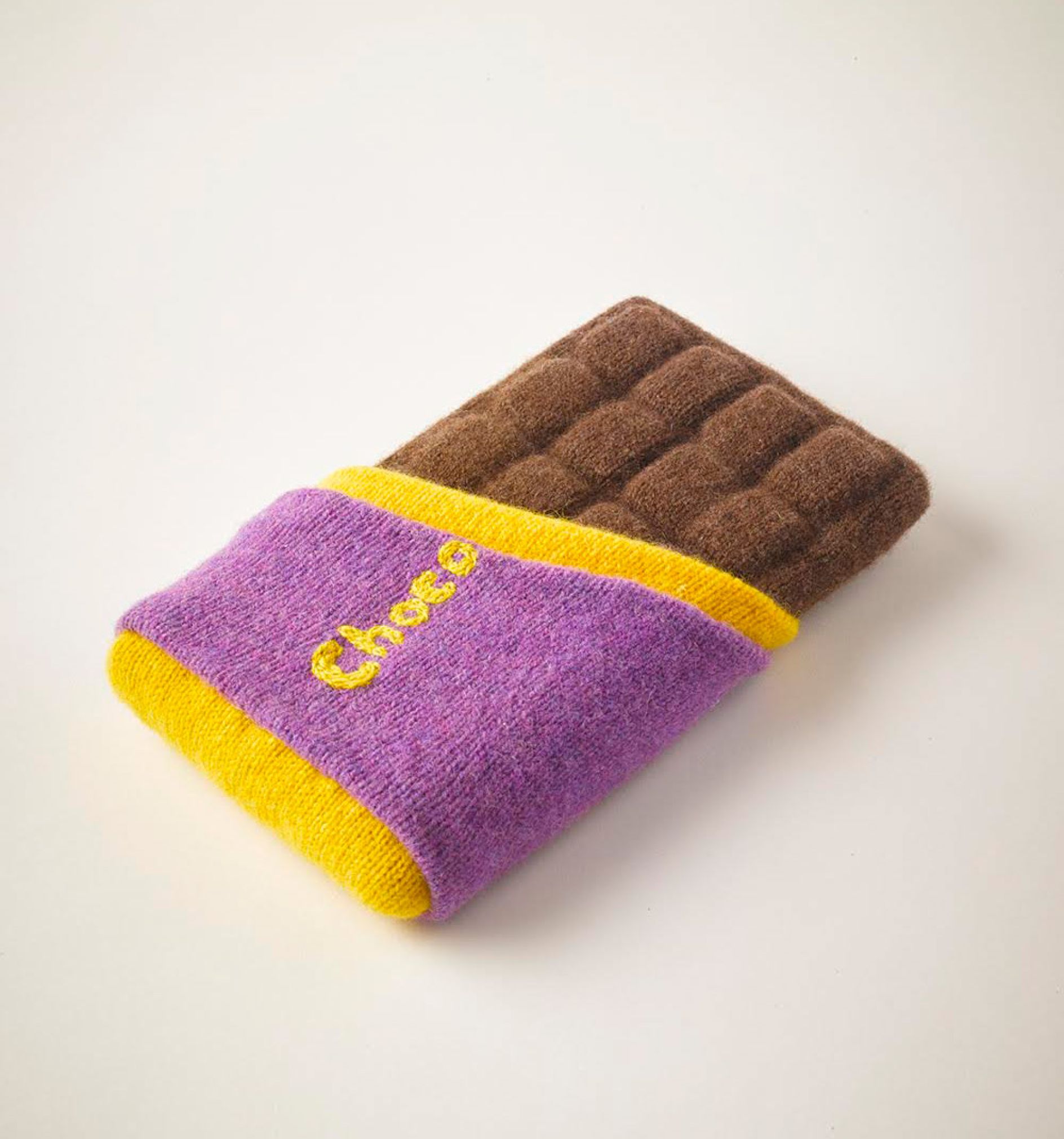 Knitted food and condiments served up for Stylist magazine by Jessica ...