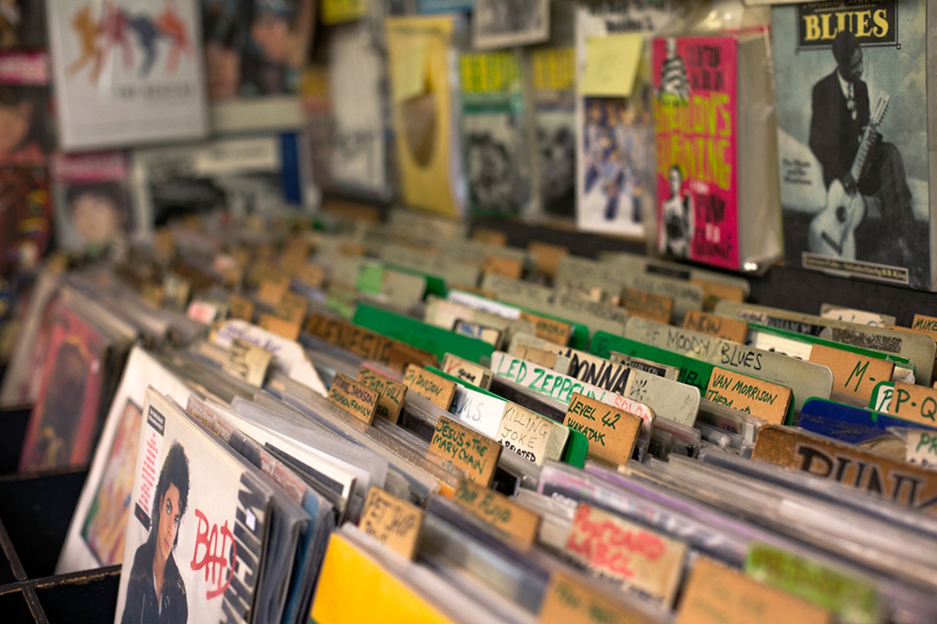 Vinyl Culture: Photographer meets the people who collect, sell and love ...
