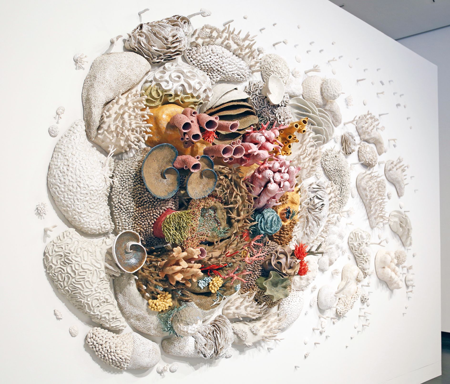 Artist sculpts huge ceramic coral reef to highlight the threat facing ...