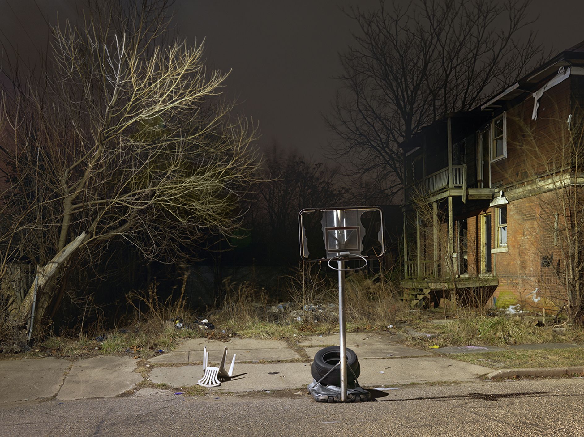 Dave Jordano's images of Detroit at night show the determination of a ...