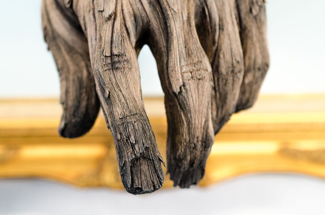 Sculptures that you'd mistake for wood are actually crafted from clay ...