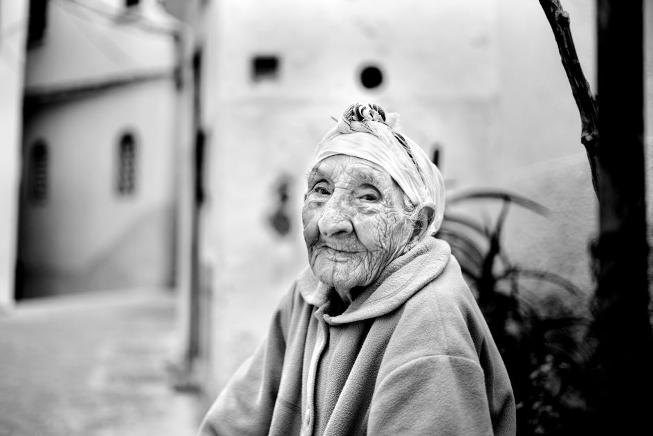 Moroccan Treasures: Street photography that captures the shy people of ...