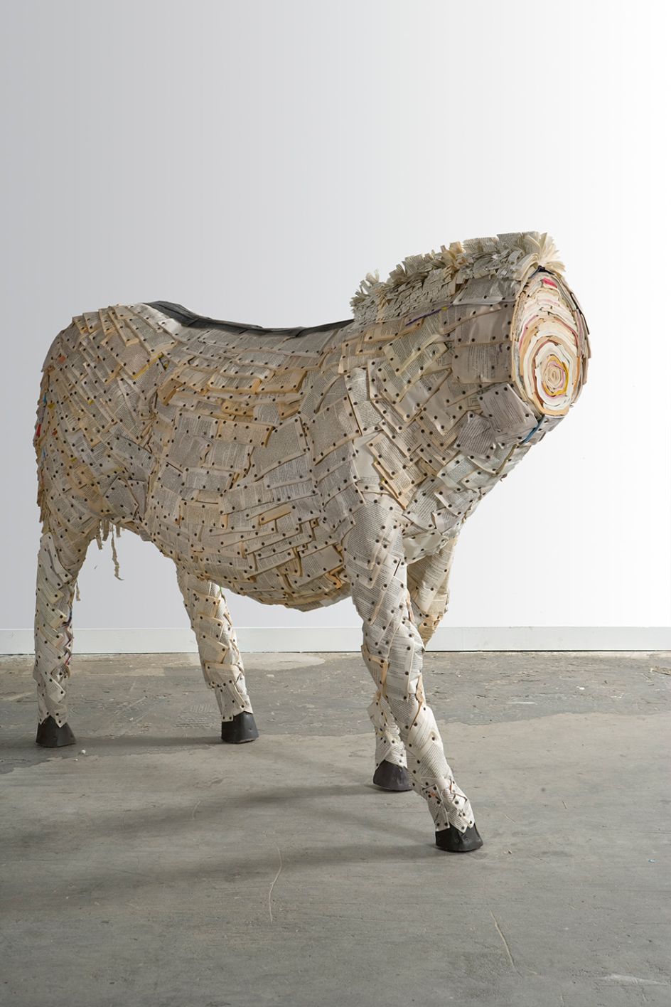 Animal Farm: Artist transforms everyday objects into beautiful animal ...