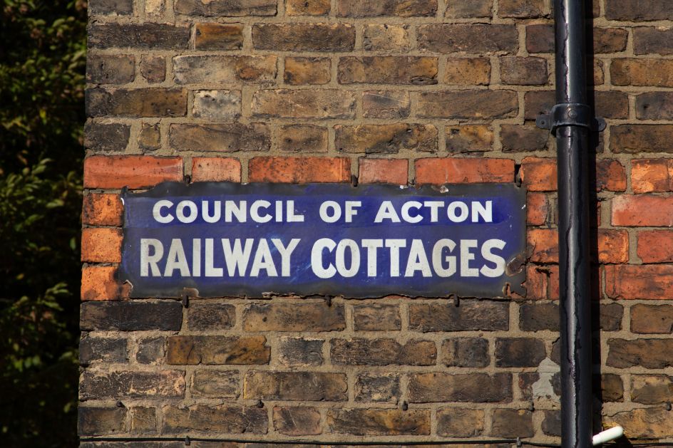 A book for typography lovers: London Street Signs tells the story of ...