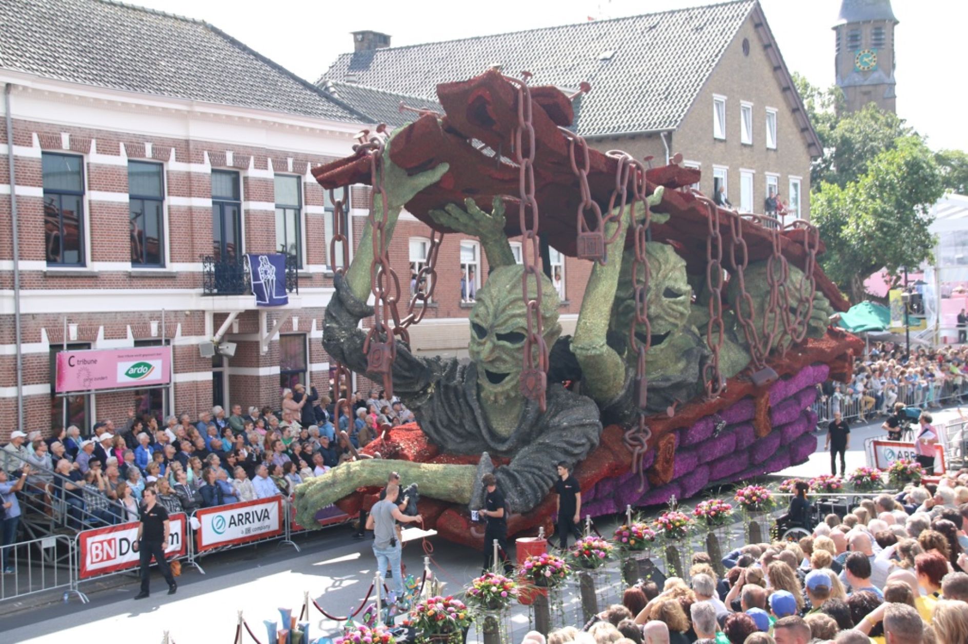 Dutch parade marks all things dangerous with giant floats made out of ...