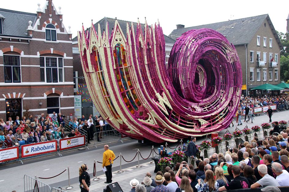 Dutch parade marks all things dangerous with giant floats made out of ...