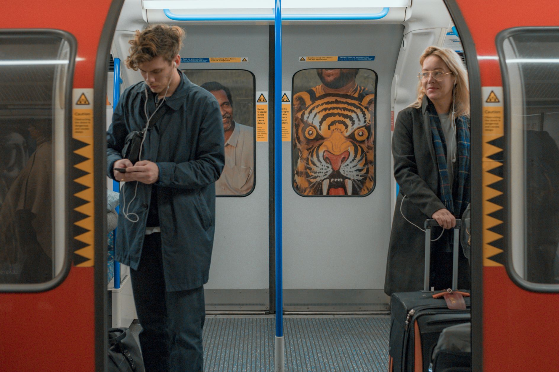 Primary-coloured photographs of 'quirky' London by Josh Edgoose ...